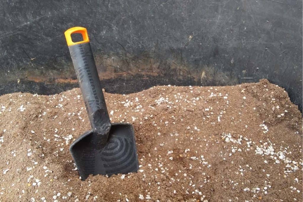 Top Garden Hand Tools That Every Gardener Should Have - Growfully